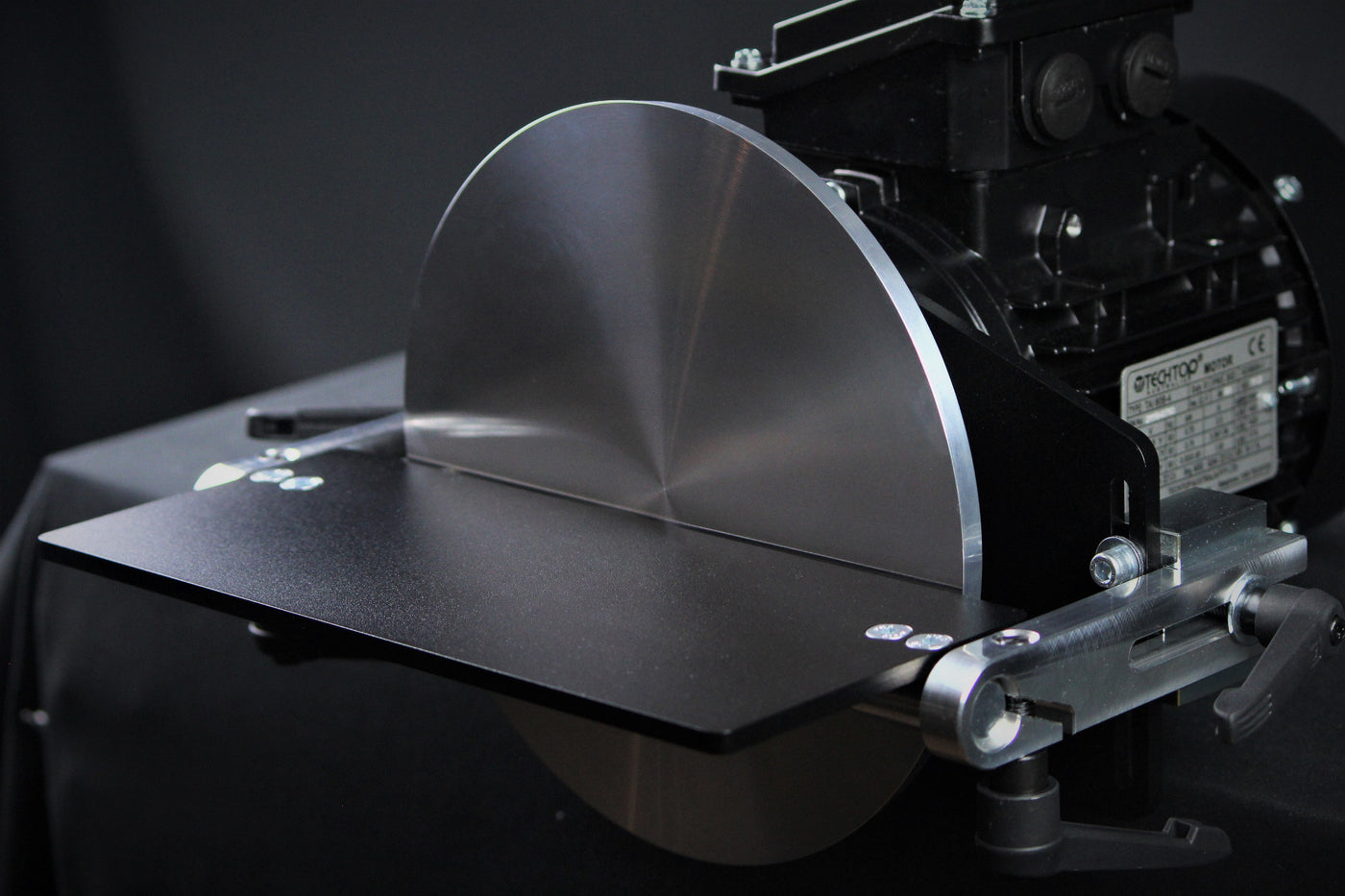 Variable Speed 1hp Disc Grinder with Adjustable Rest Australian Made